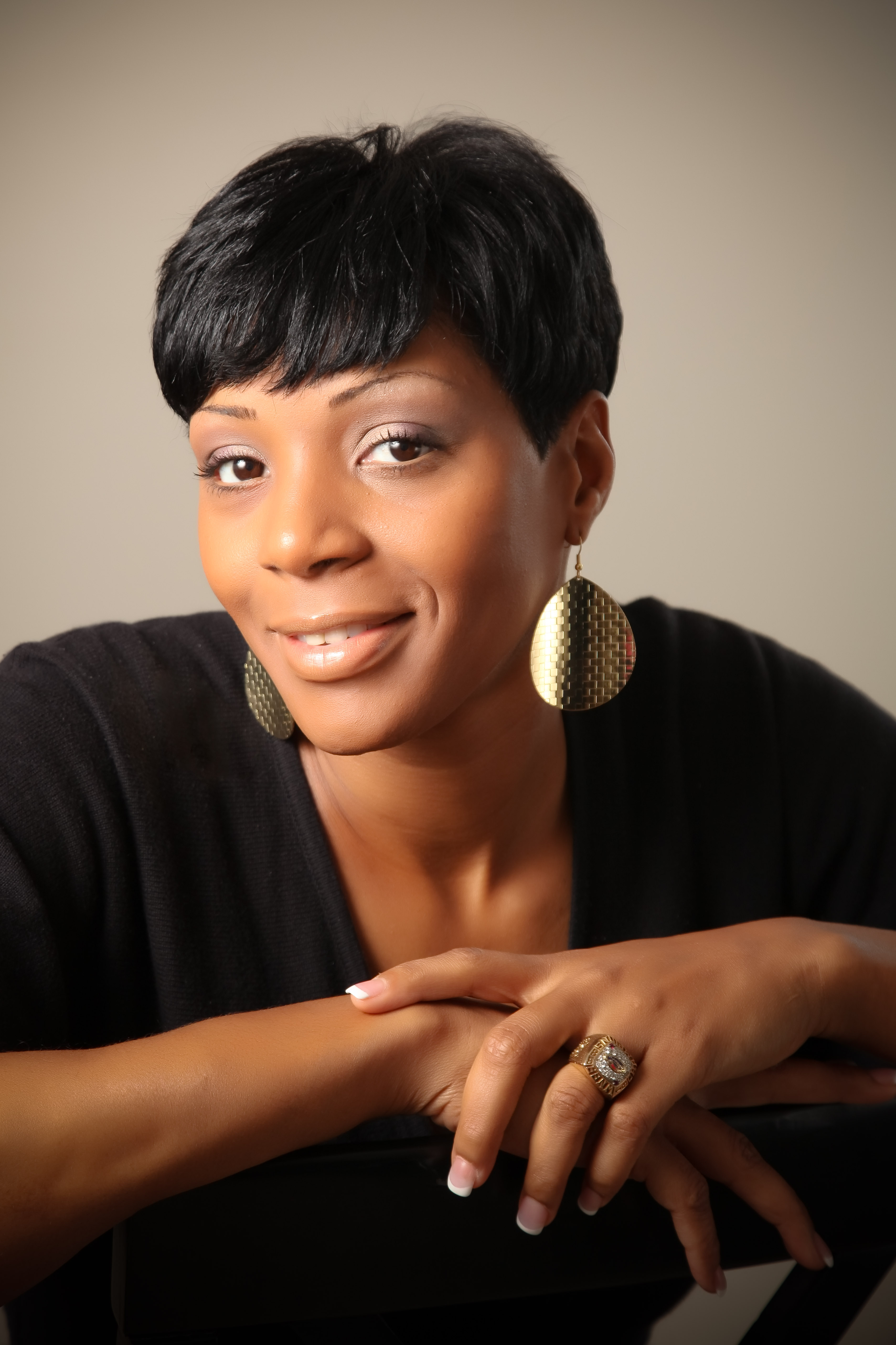 Yolanda Moore – Women's Quarterly Magazine